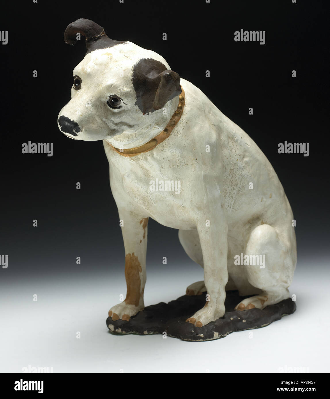 Antique dog sculpture Stock Photo - Alamy