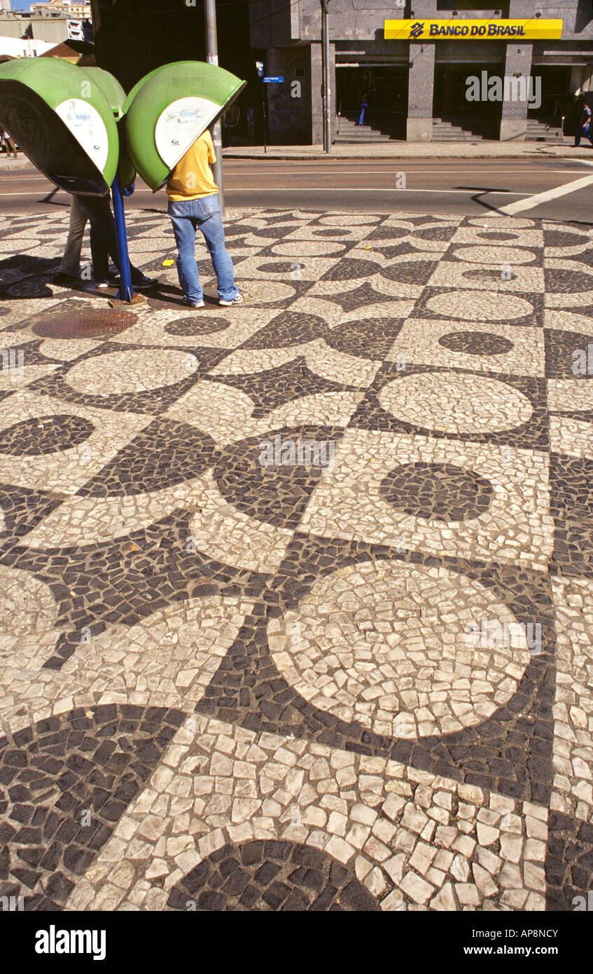 Patterned pavement walkway with Banco do Brasil branch in Curitiba ...