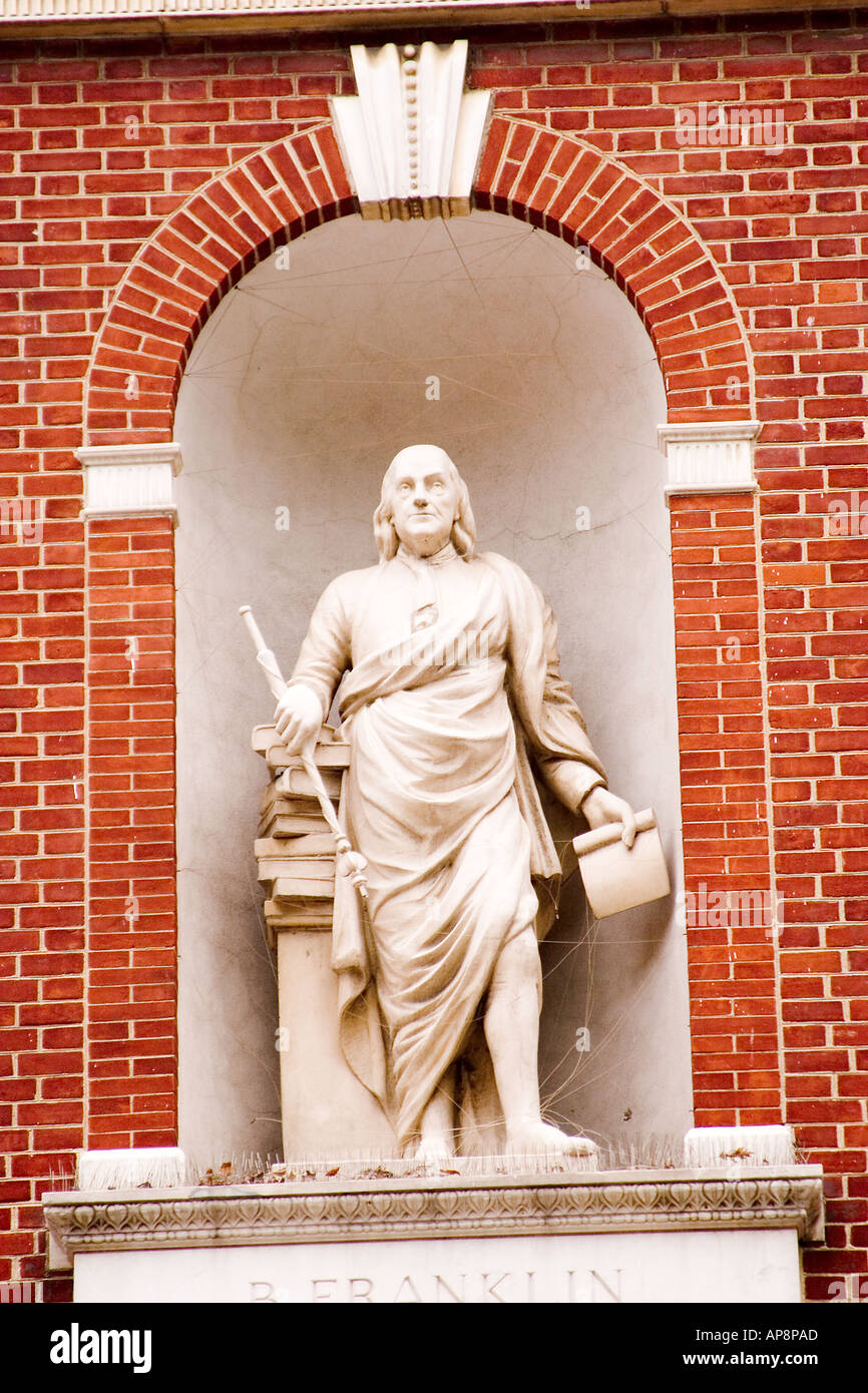 Benjamin Franklin And Statue Stock Photos & Benjamin Franklin And ...