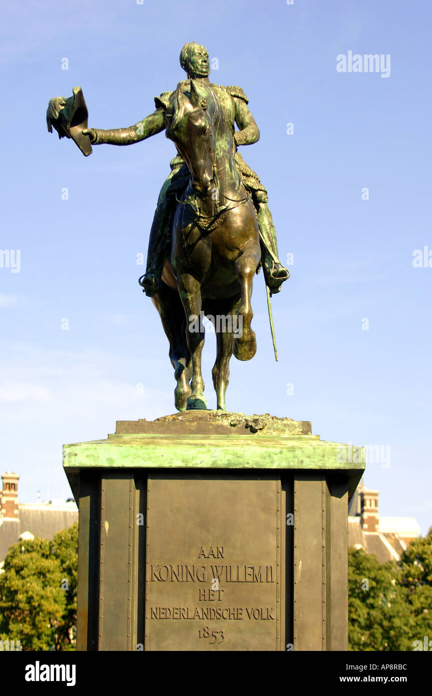 Horse statue the hague holland hi-res stock photography and images - Alamy