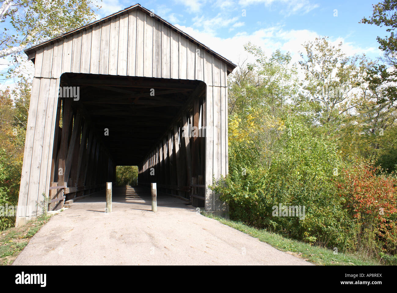 Bridge open and closed hi-res stock photography and images - Alamy