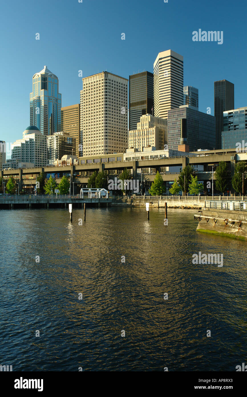 Seattle bay waterfront downtown town city hi-res stock photography and ...