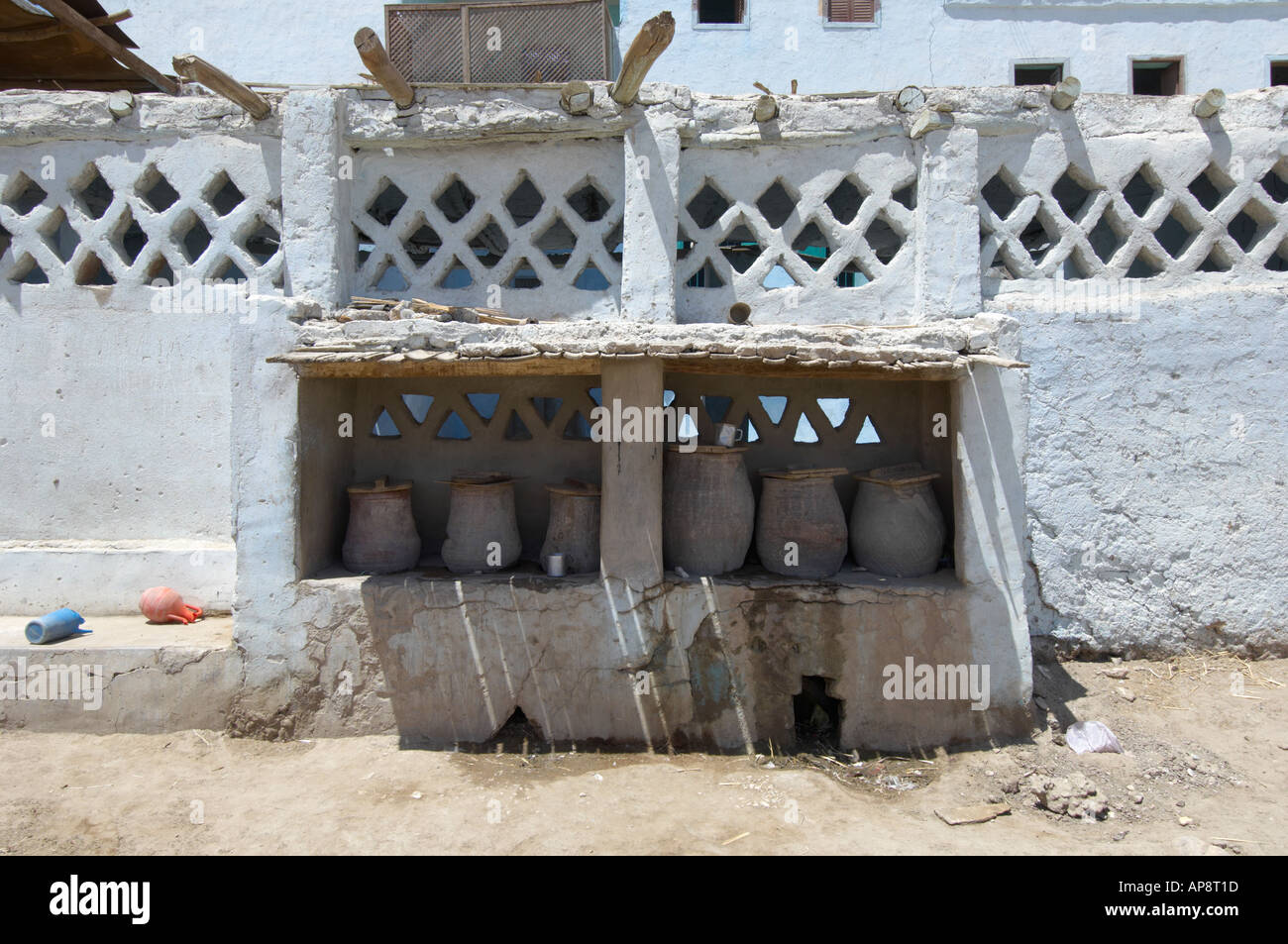 Water storage jars, small village near Luxor, Egypt Stock Photo - Alamy