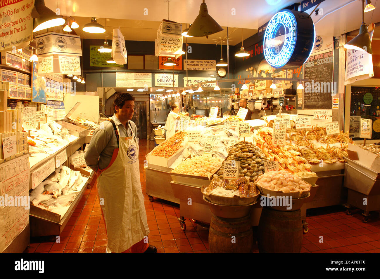Seattle farmers market town city hi-res stock photography and images ...