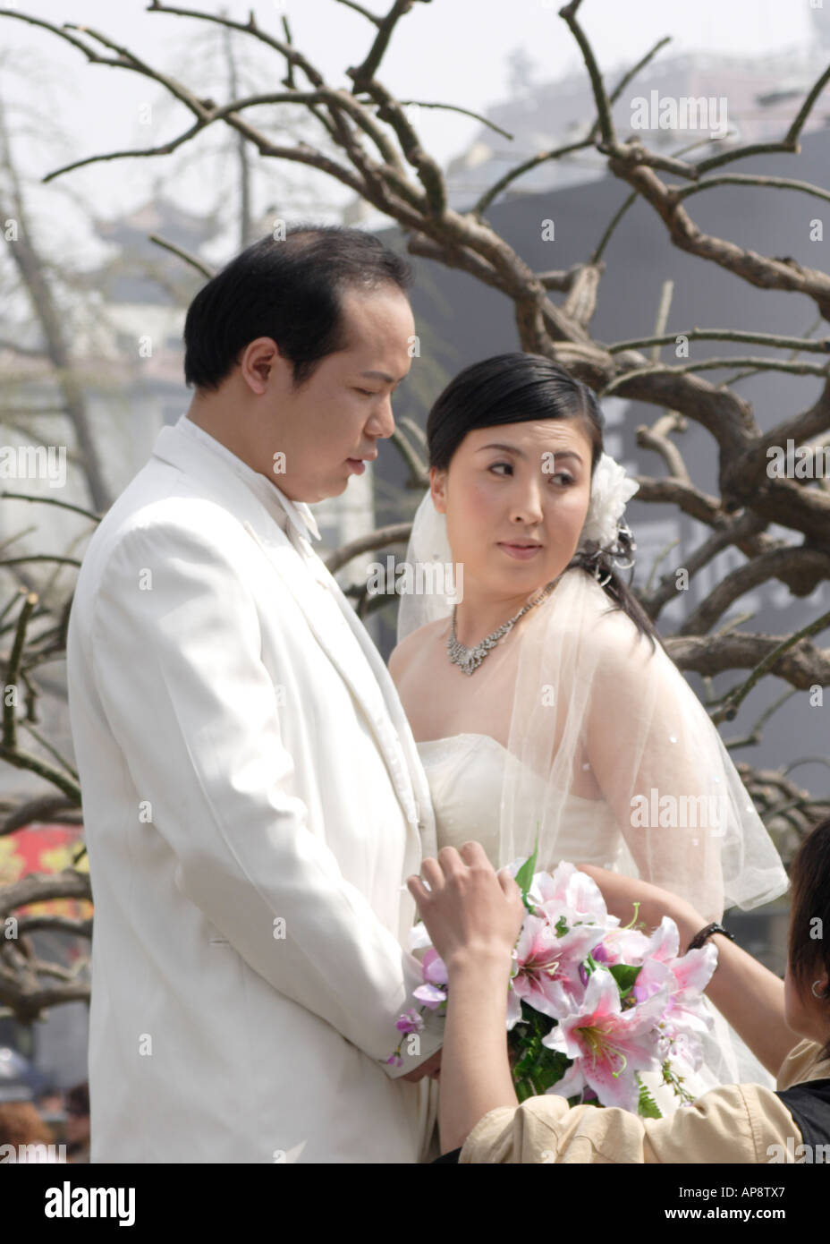 Beijing bride hi-res stock photography and images - Alamy