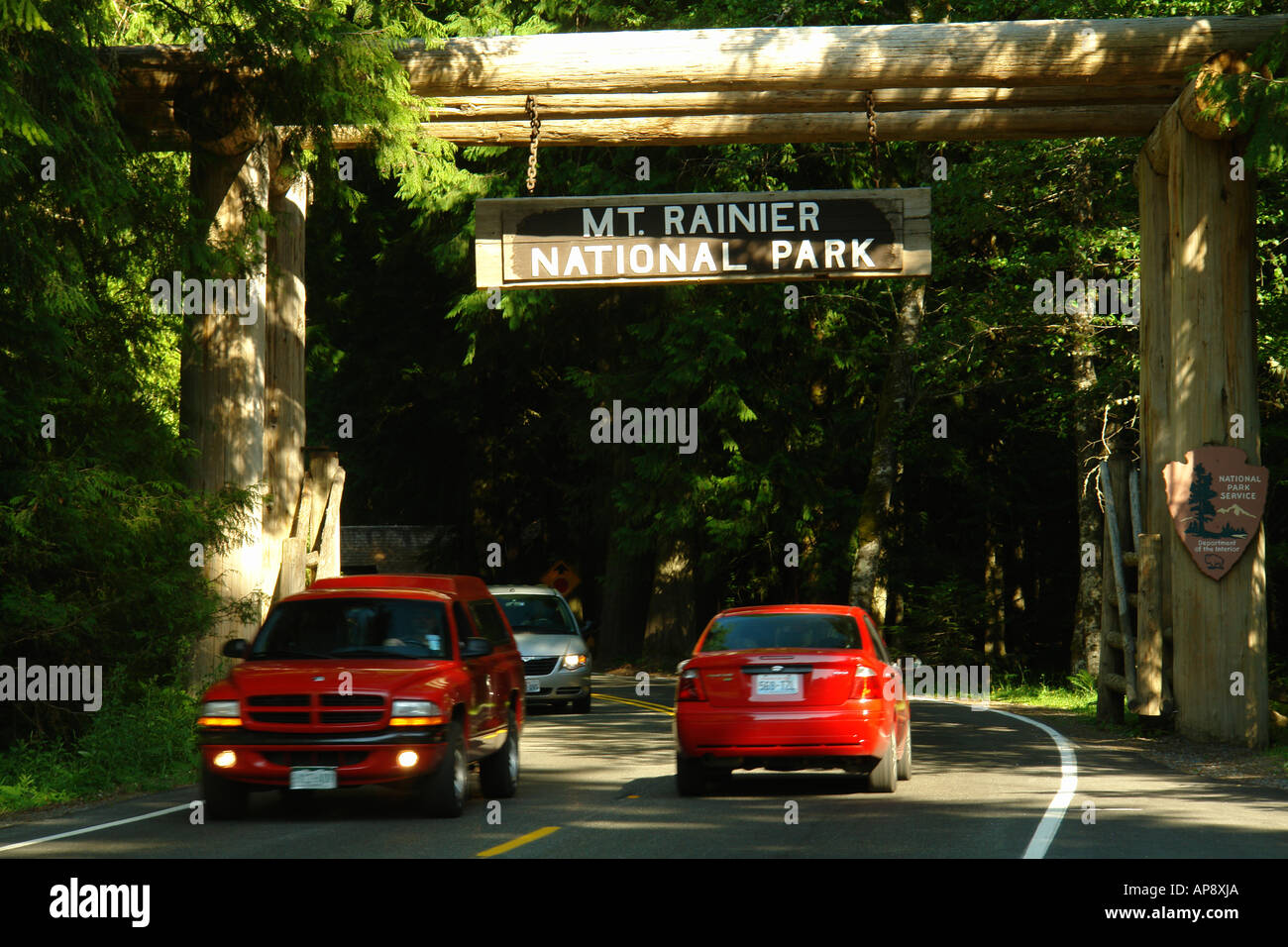 Entrance mount rainier national park hi-res stock photography and ...