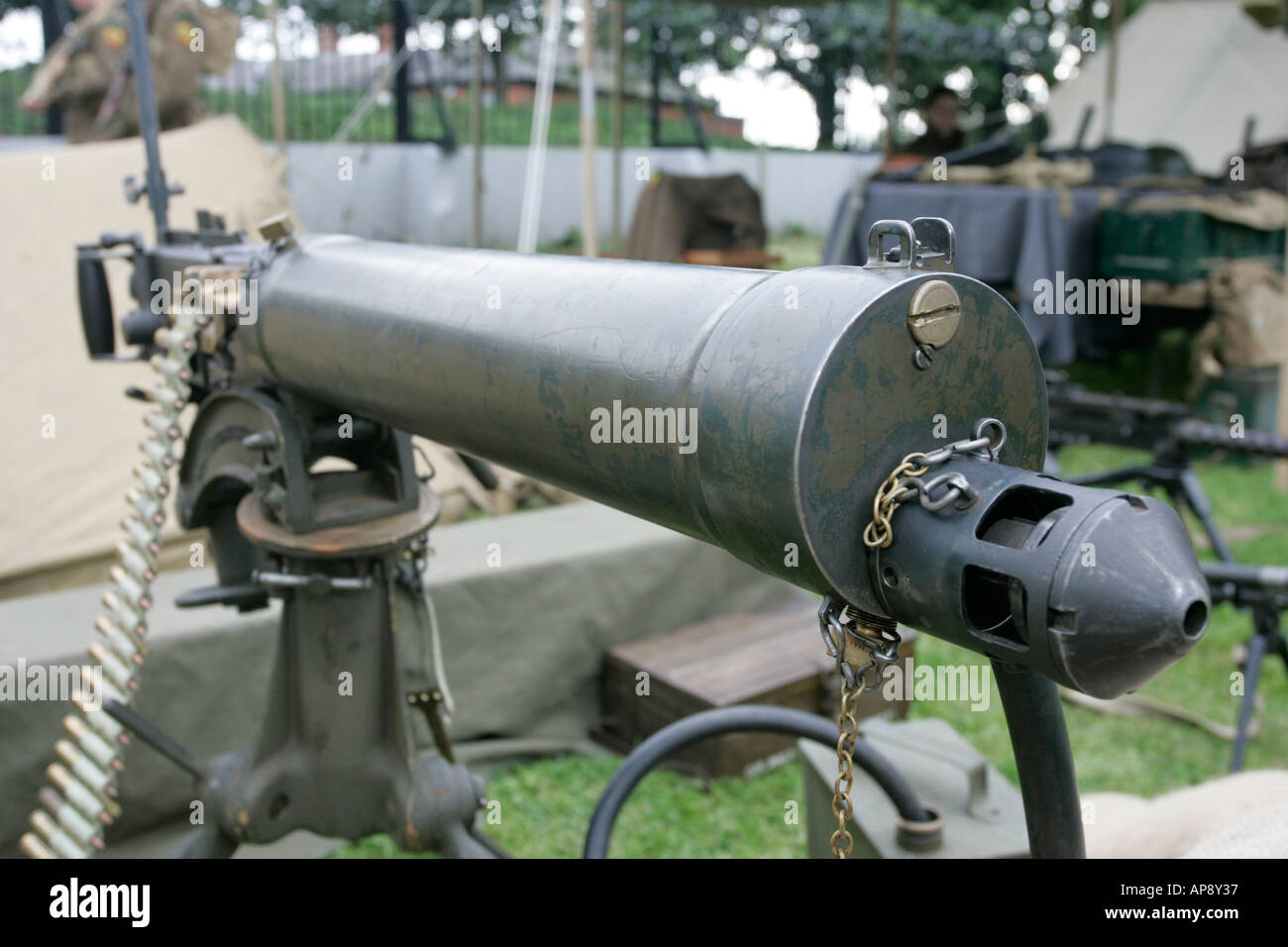 Browning ww2 machine gun hi-res stock photography and images - Alamy