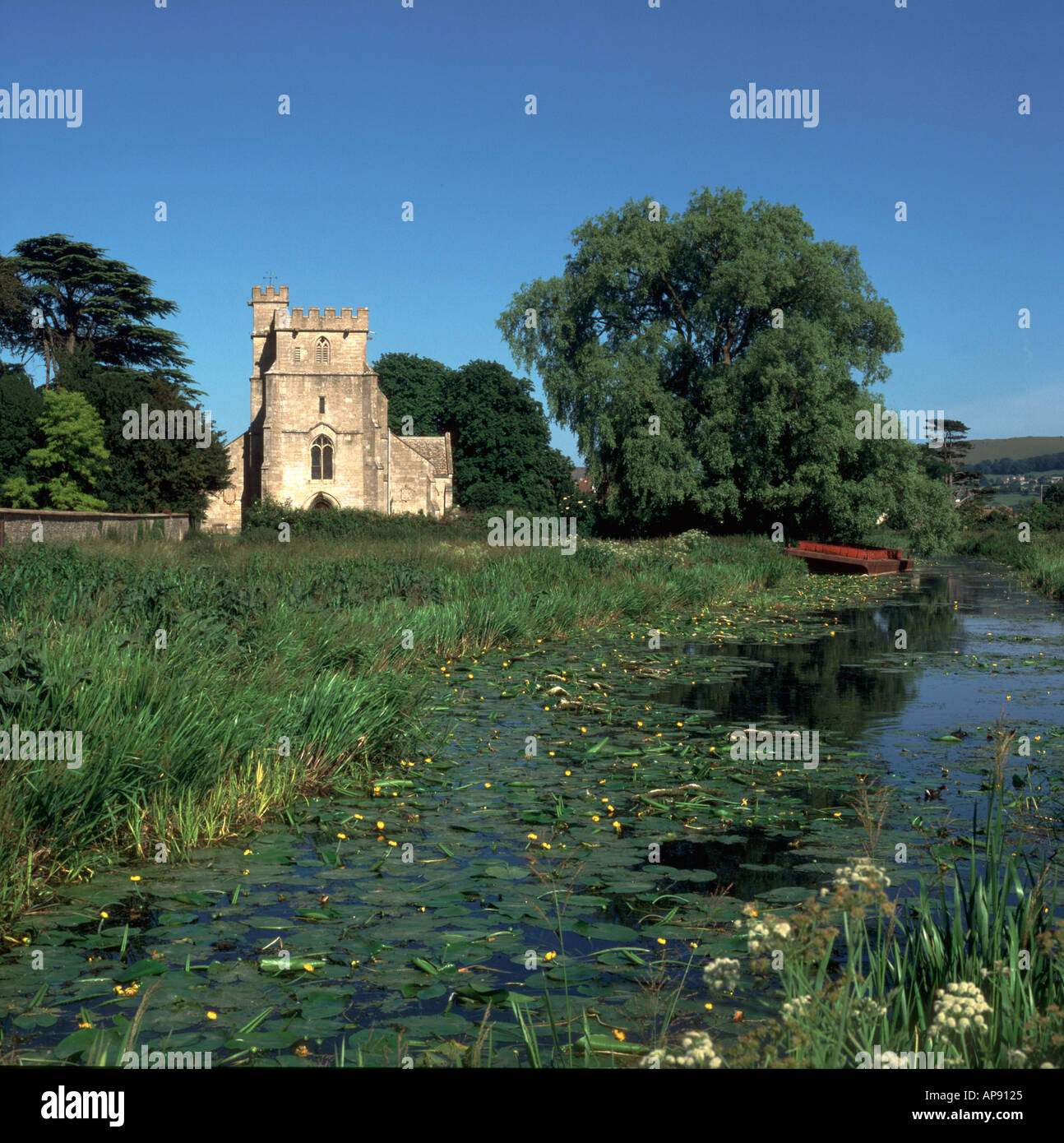 Stroudwater Canal near Stonehouse, Gloucestershire, Cotswolds, England ...