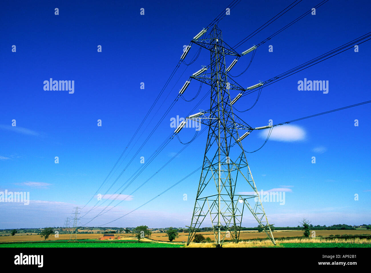 Overhead electricity power supply line Northamptonshire England Stock ...