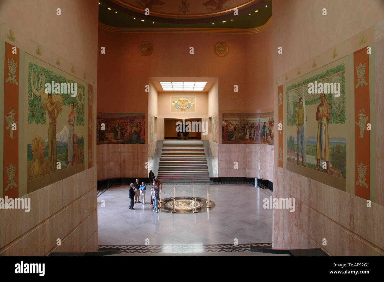 Historical u s capitol interior hi-res stock photography and images - Alamy