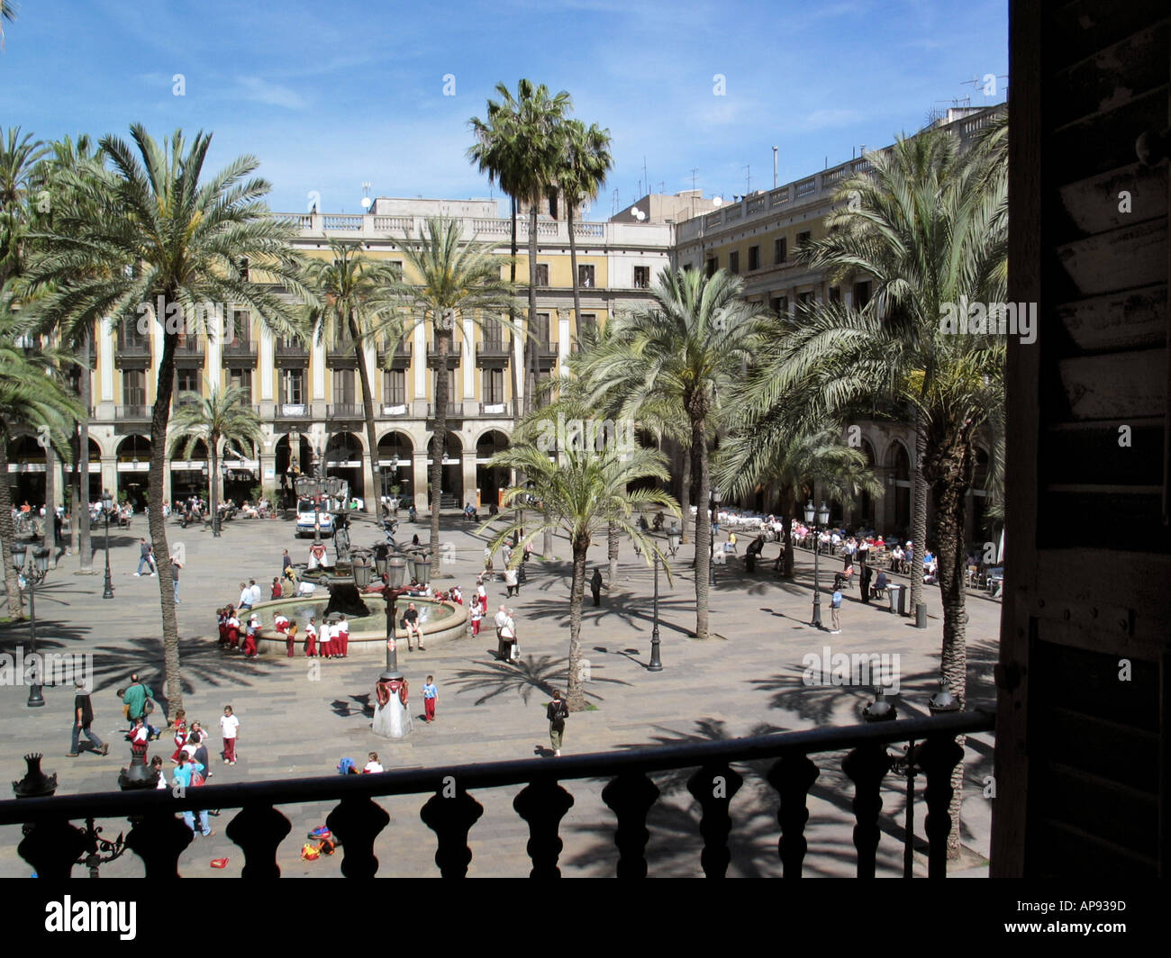Aerial veiw of Plaza Real in central Barcelona Stock Photo - Alamy