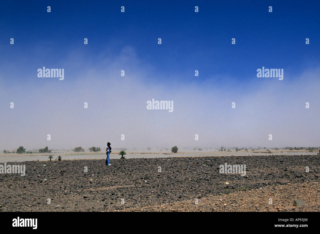 Woman sand storm desert hi-res stock photography and images - Alamy