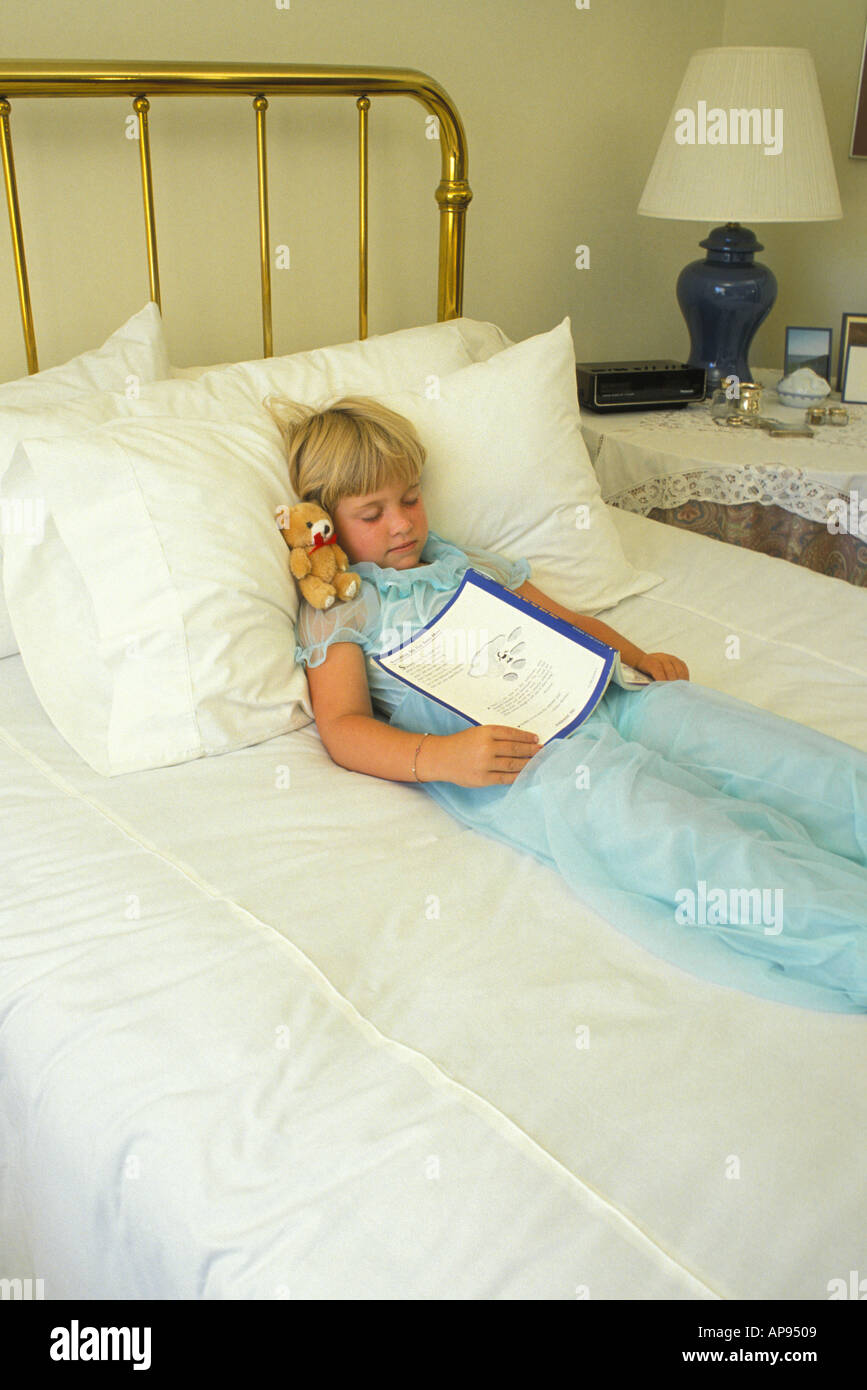 Girl falls asleep in hi-res stock photography and images - Alamy