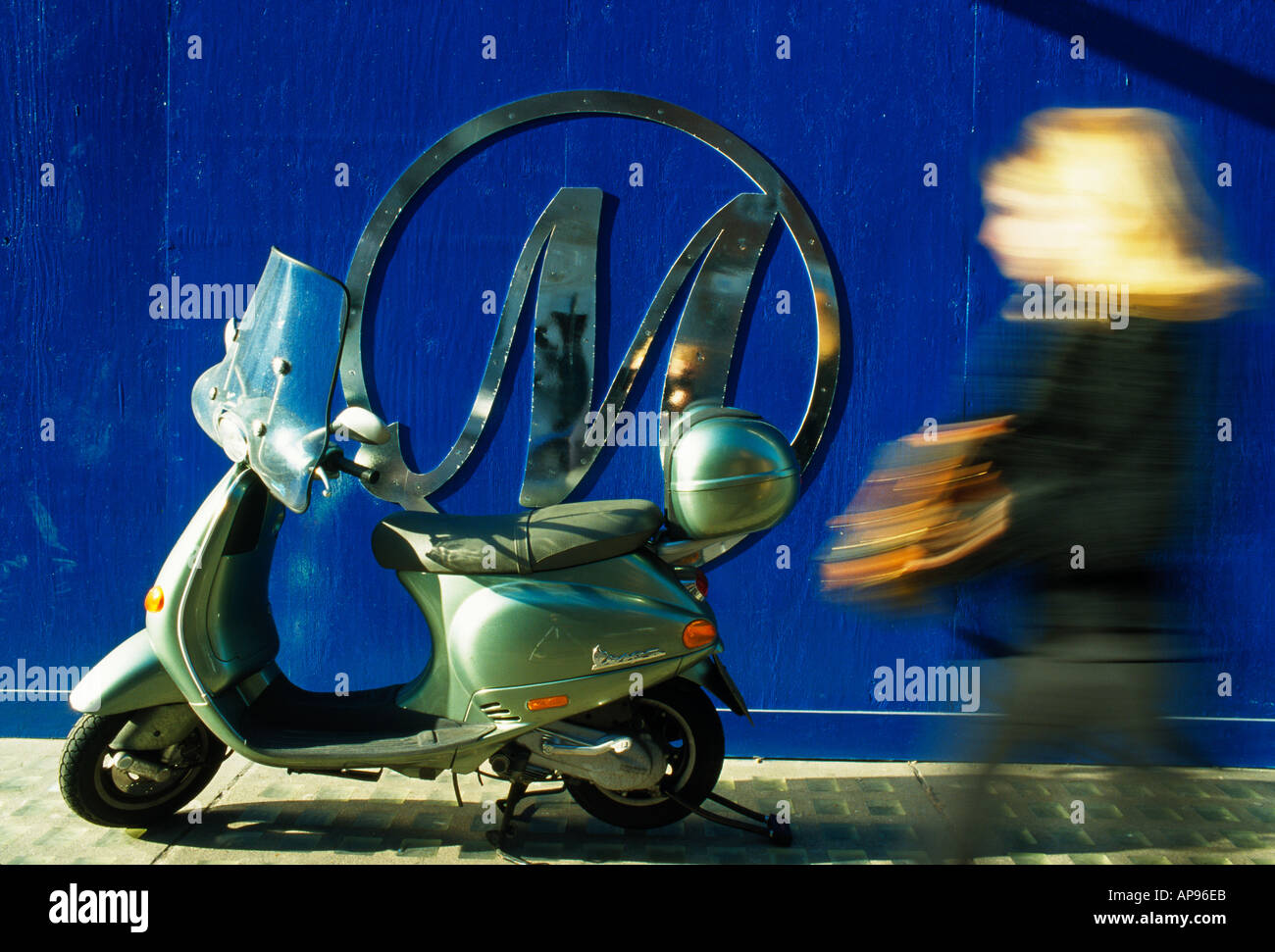 Scooter with side car on the move hi-res stock photography and images ...