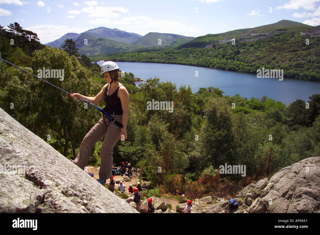 Snowdonia climbing group hi-res stock photography and images - Alamy
