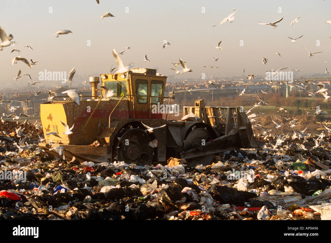 Landfill peak hi-res stock photography and images - Alamy