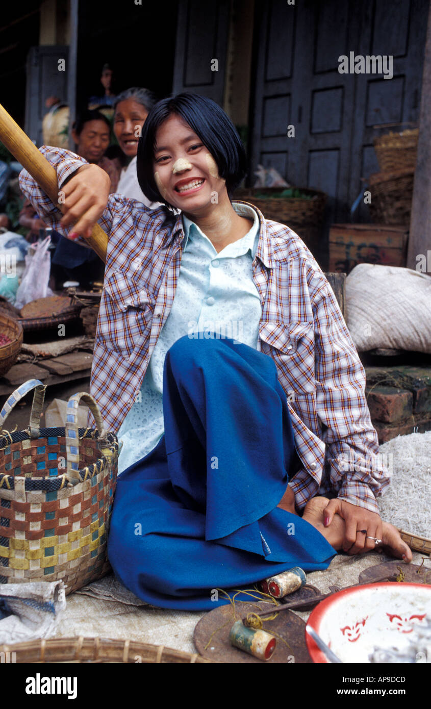 Burma girl powder hi-res stock photography and images - Alamy