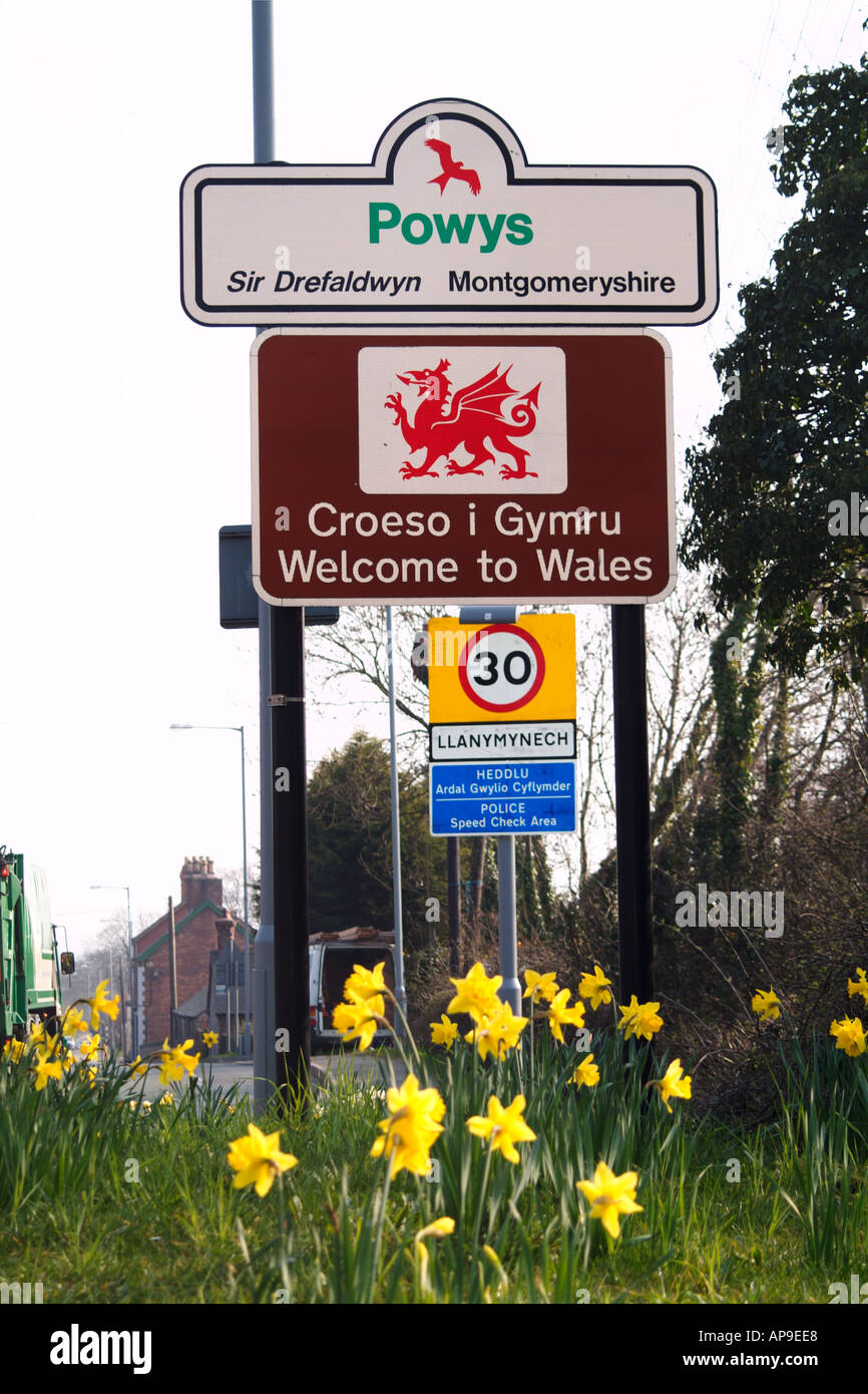 Welcome To Wales Road Sign High Resolution Stock Photography and Images ...