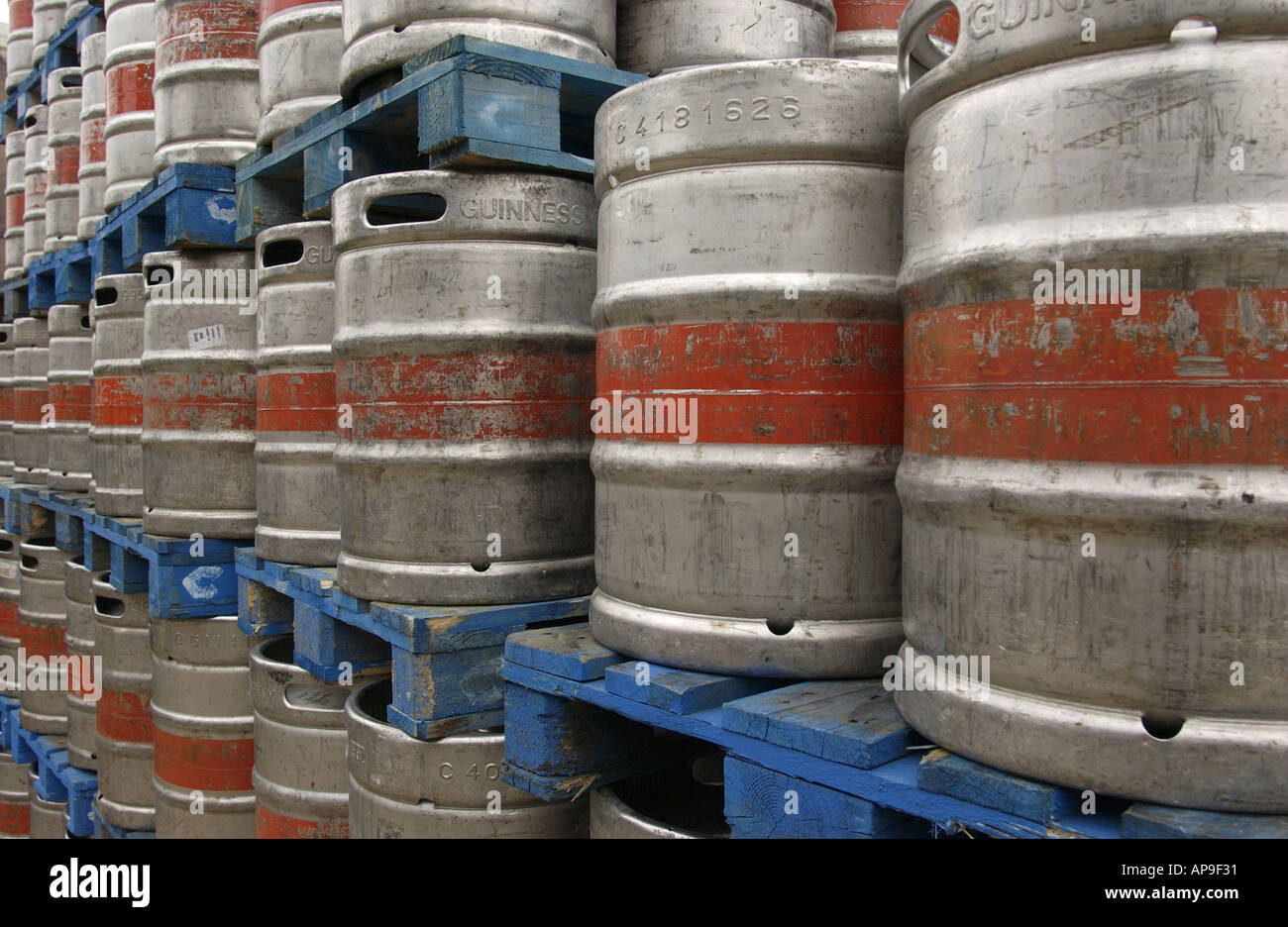 Beer barrels hi-res stock photography and images - Alamy