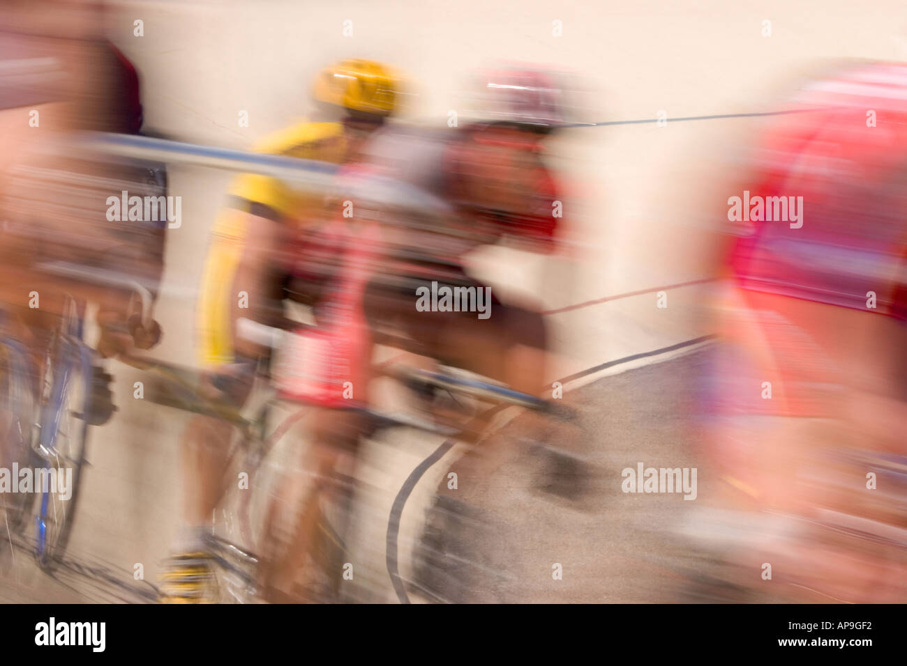 Cyclists in action in the velodrome hi-res stock photography and images ...