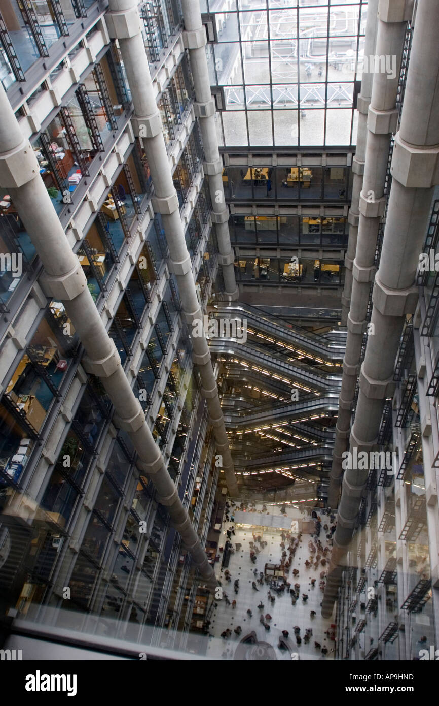 Lloyds building london interior hi-res stock photography and images - Alamy
