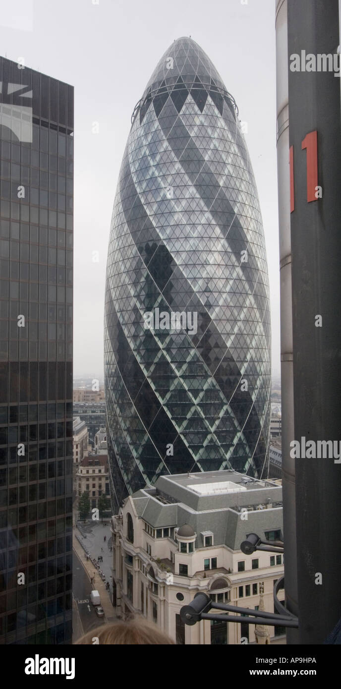 The Gerkin, 30 St Mary Axe, Swiss RE Building, City of London GB UK ...