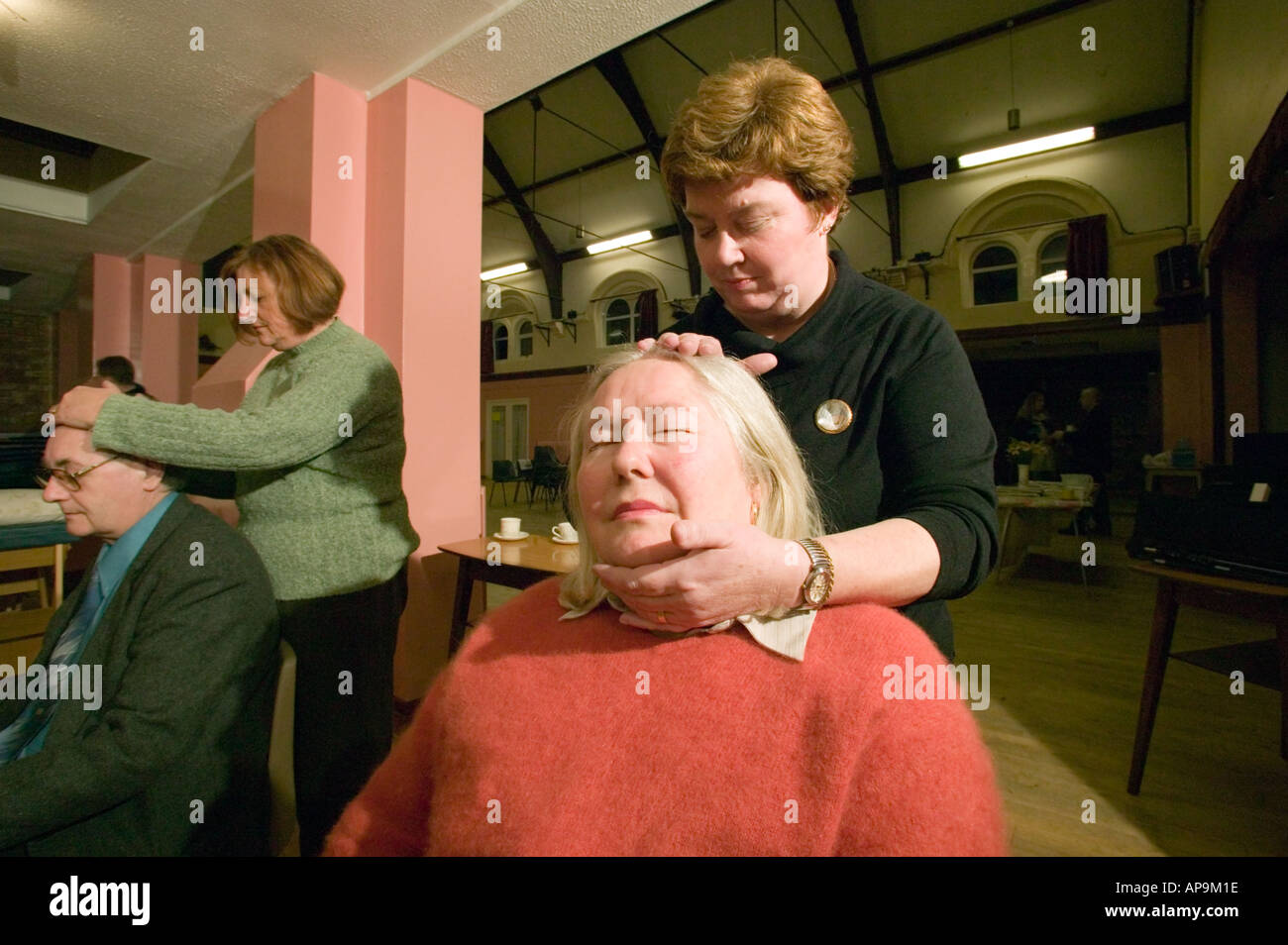Spiritualist meeting hi-res stock photography and images - Alamy