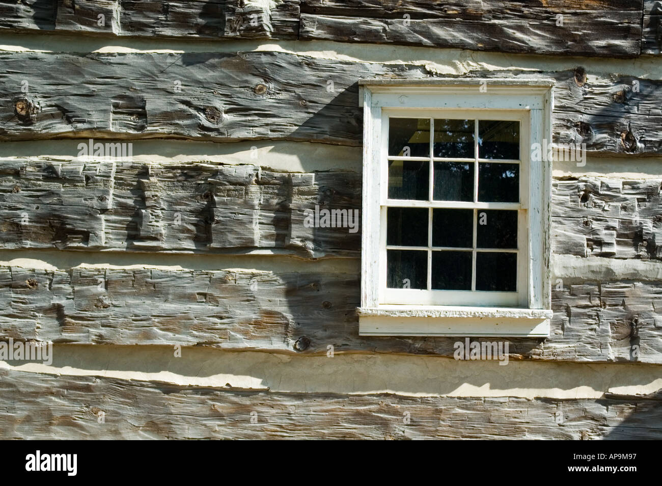 Old log cabin hi-res stock photography and images - Alamy