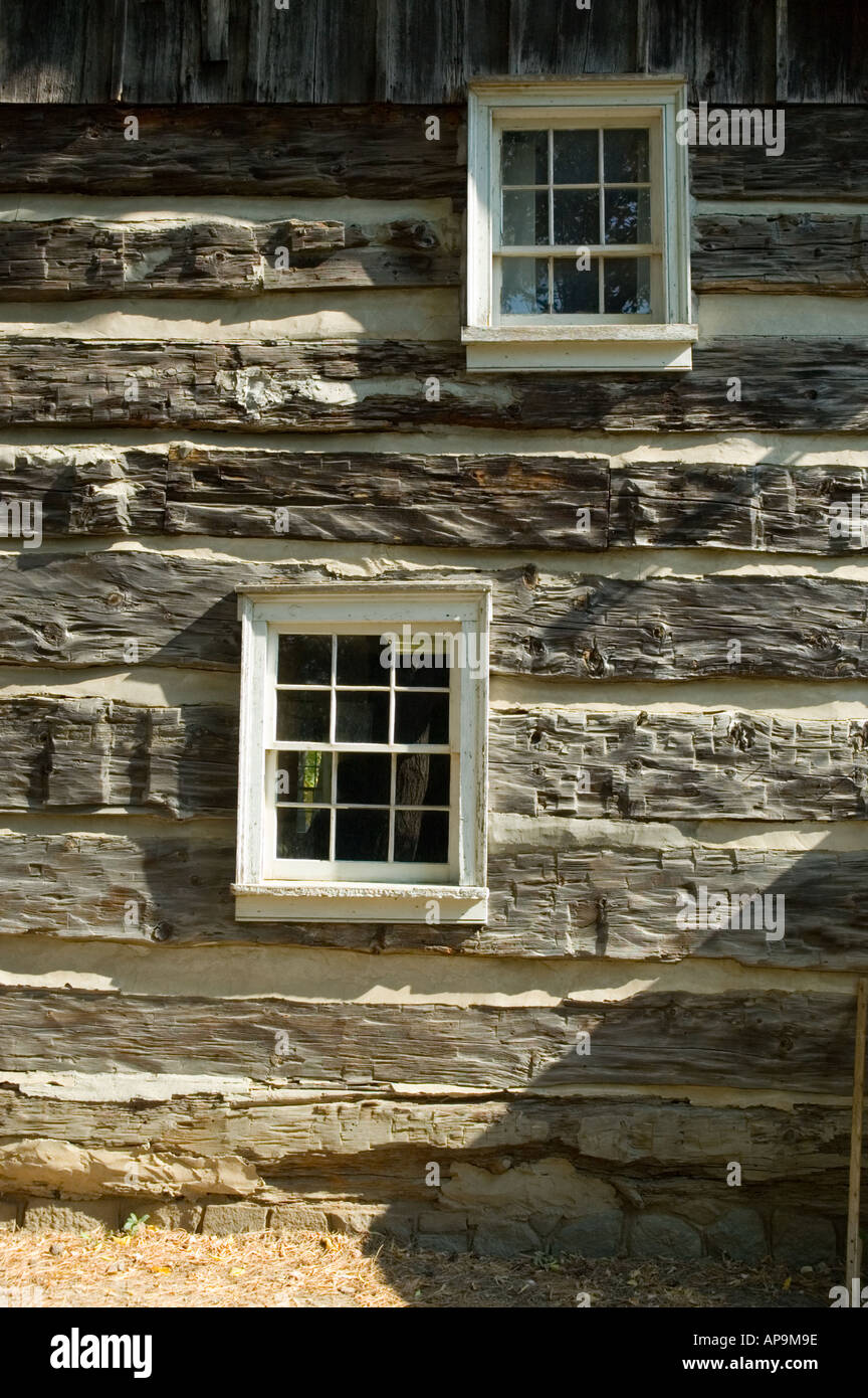 Windows in old log cabin Stock Photo - Alamy