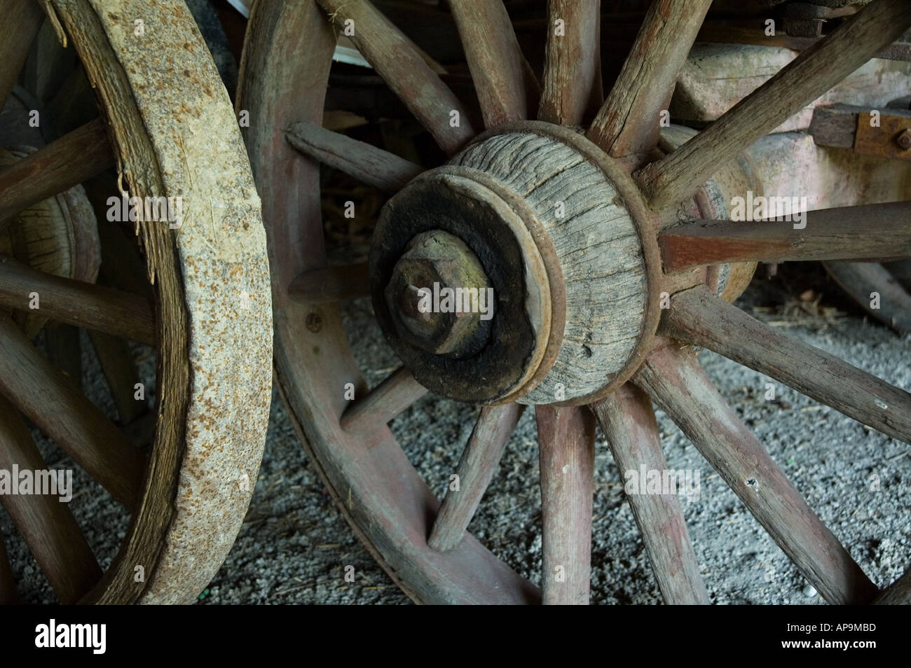 Antique wagon wheels Stock Photo - Alamy