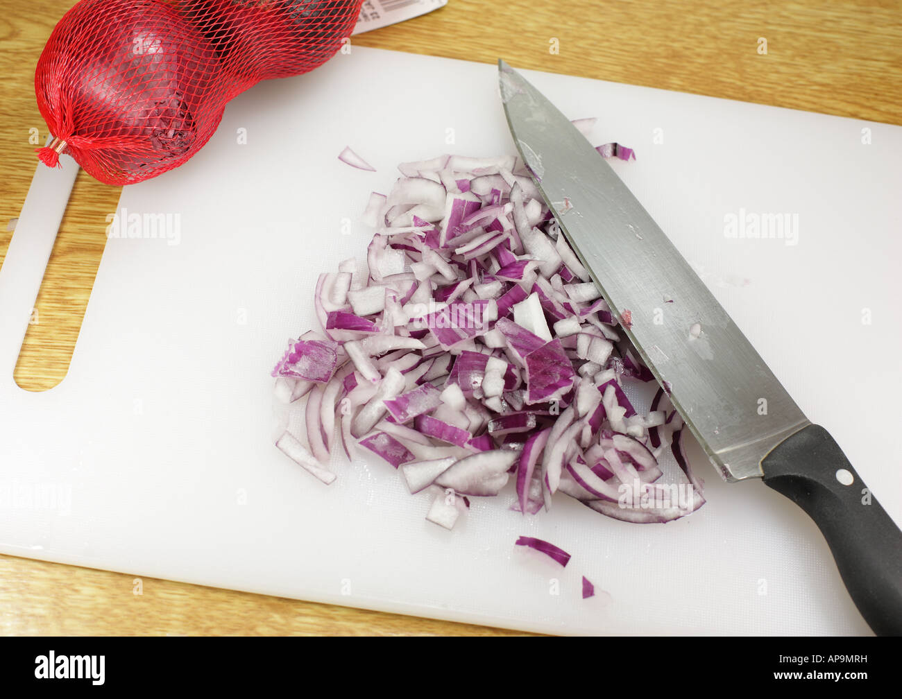 Chooping food hi-res stock photography and images - Alamy