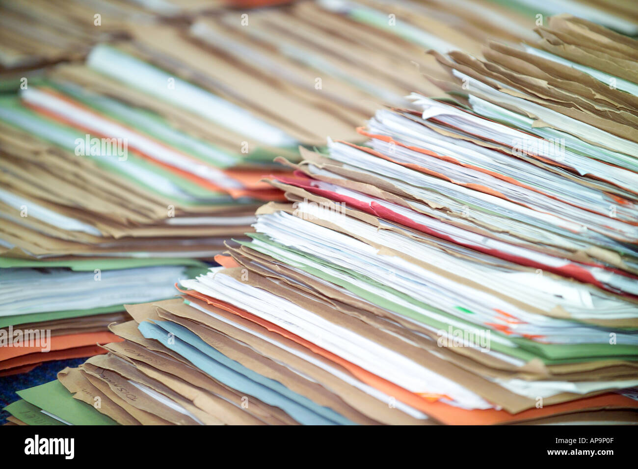 Lined paper pile nobody hi-res stock photography and images - Alamy