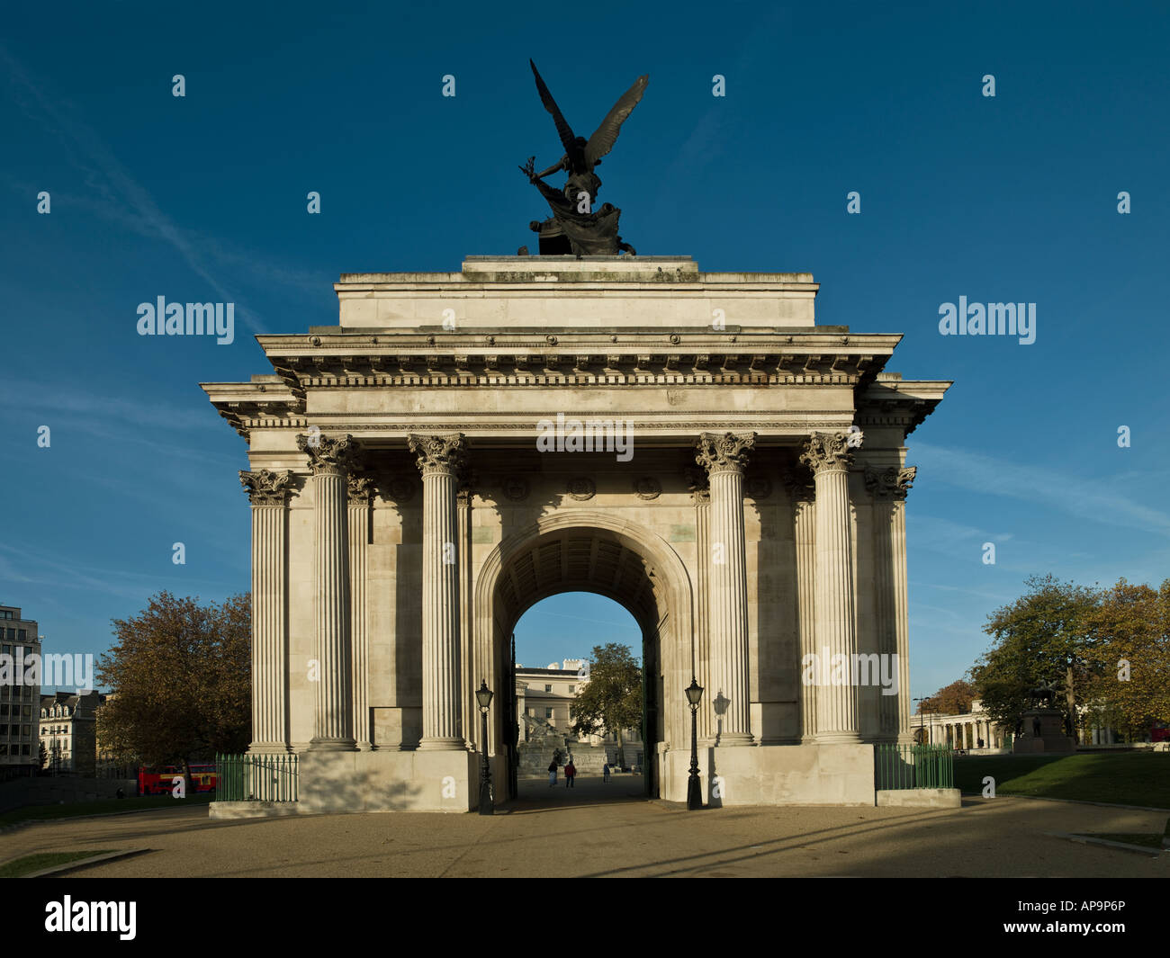 Hyde park corner hi-res stock photography and images - Alamy