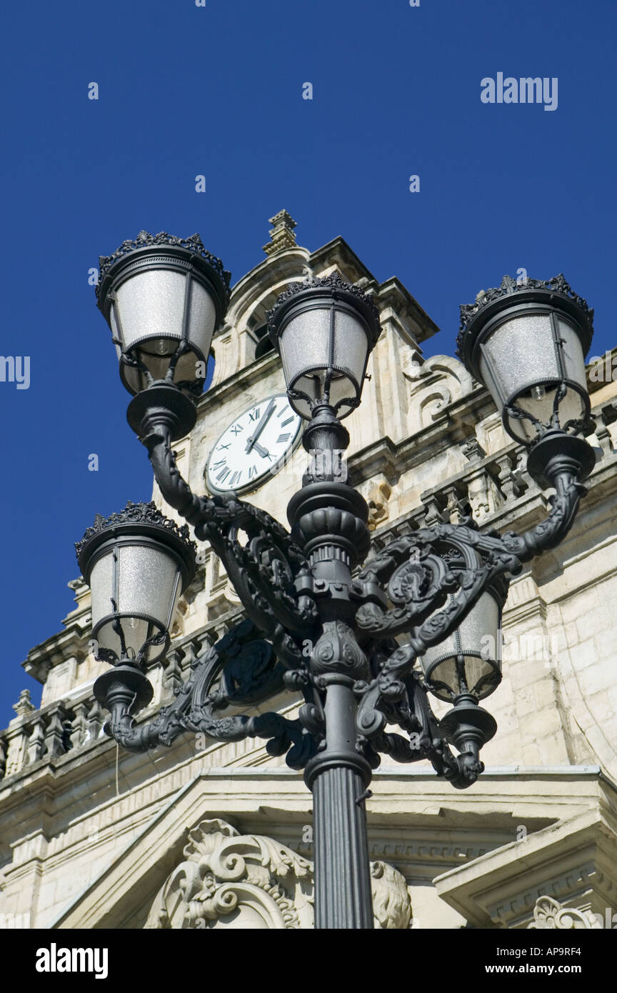 Old fashioned style hi-res stock photography and images - Alamy