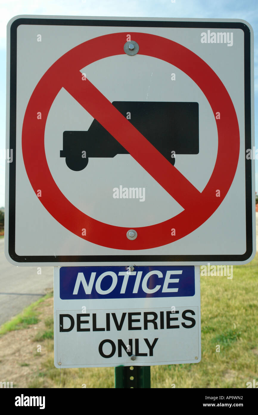 Deliveries only hi-res stock photography and images - Alamy