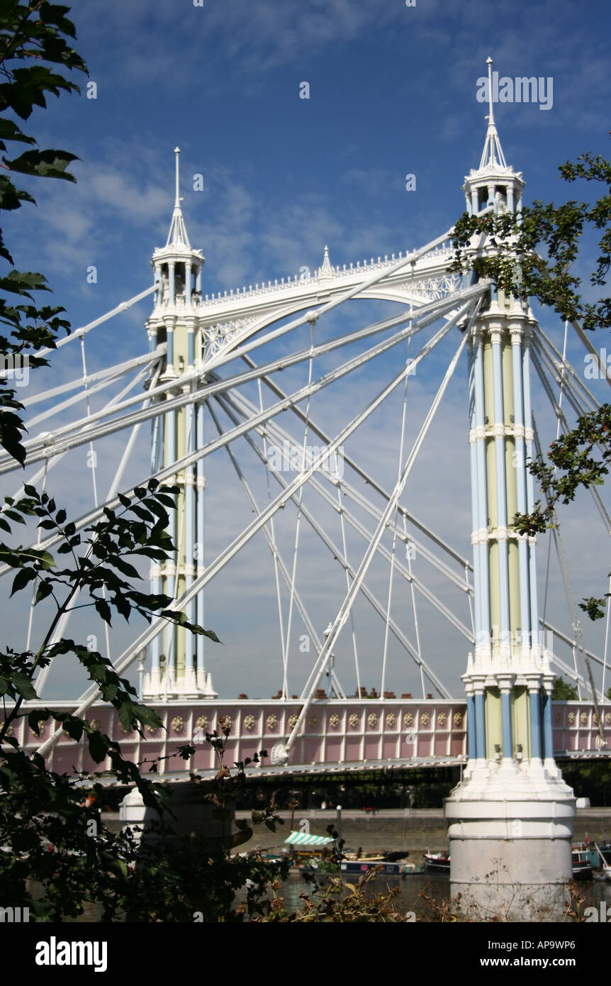 Albert bridge london detail hi-res stock photography and images - Alamy