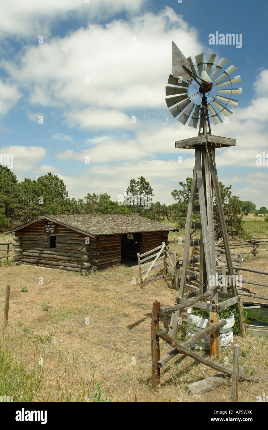 Ne windmill historic home hi-res stock photography and images - Alamy