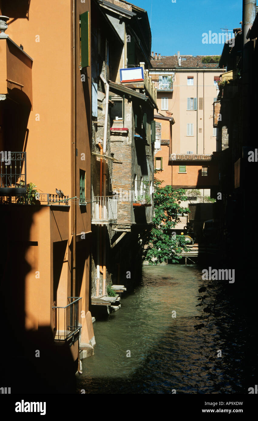 Canal structures hi-res stock photography and images - Alamy