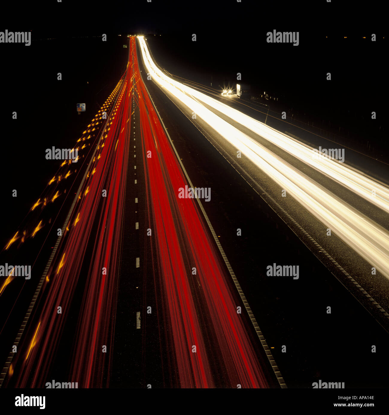 Lorry layby night hi-res stock photography and images - Alamy
