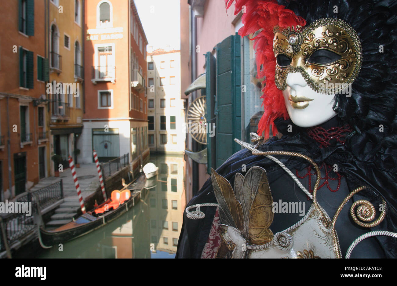 Venetian model hi-res stock photography and images - Alamy
