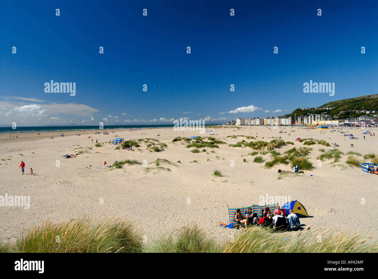 Seafront and Beach in Summer Barmouth North West Wales Stock Photo - Alamy