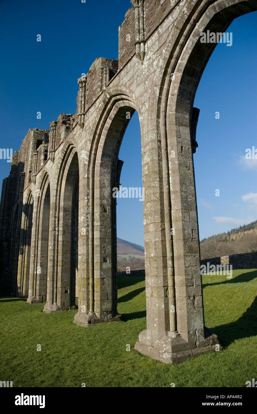Llanthony abbey hi-res stock photography and images - Alamy