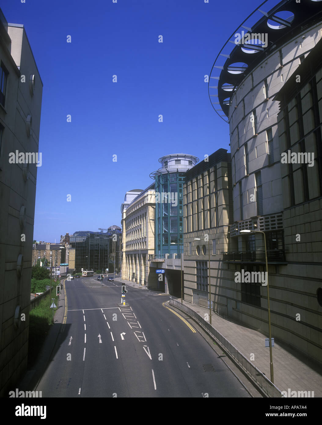 Edinburgh financial district hi-res stock photography and images - Alamy