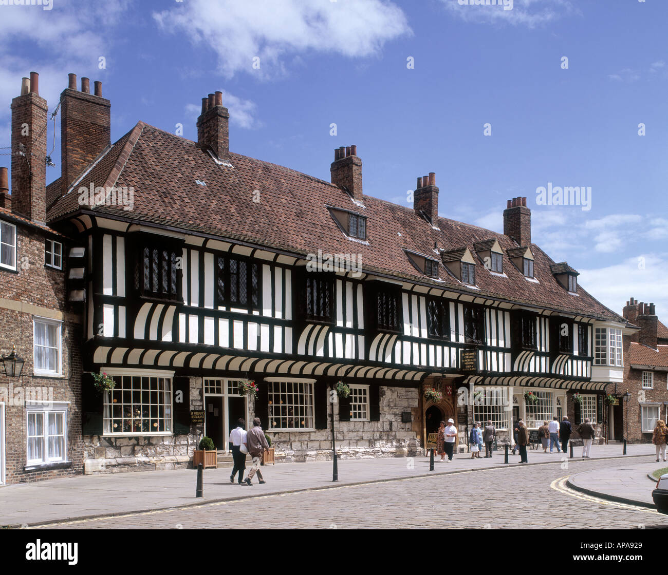 The yorkshire college hi-res stock photography and images - Alamy