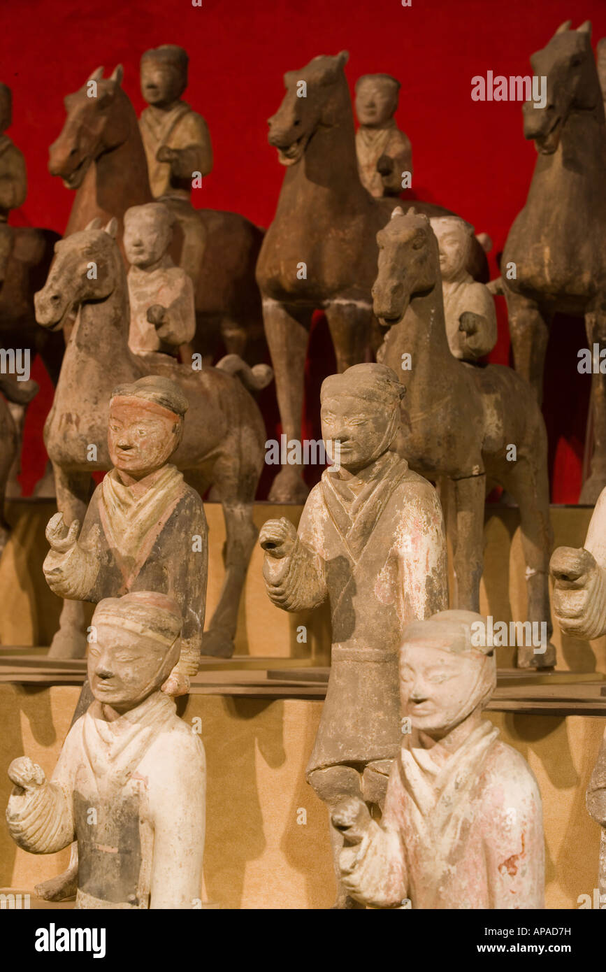 Terra cotta army color hi-res stock photography and images - Alamy