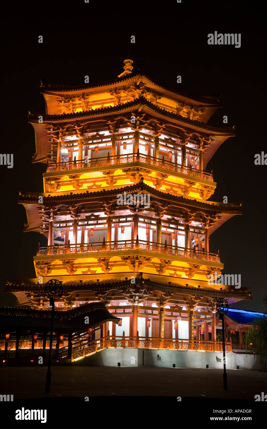 Night Scene of Tang Paradise Xi'an Stock Photo - Alamy