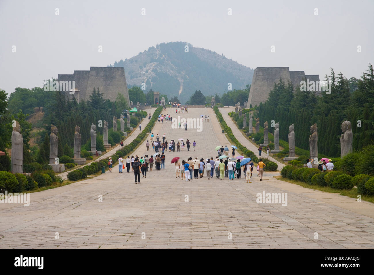 The qian tomb hi-res stock photography and images - Alamy