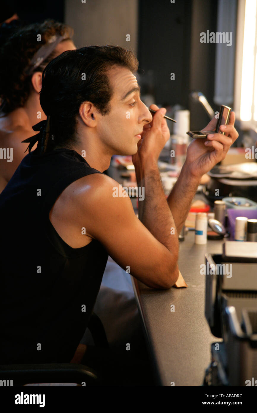 Manon ballet hi-res stock photography and images - Alamy