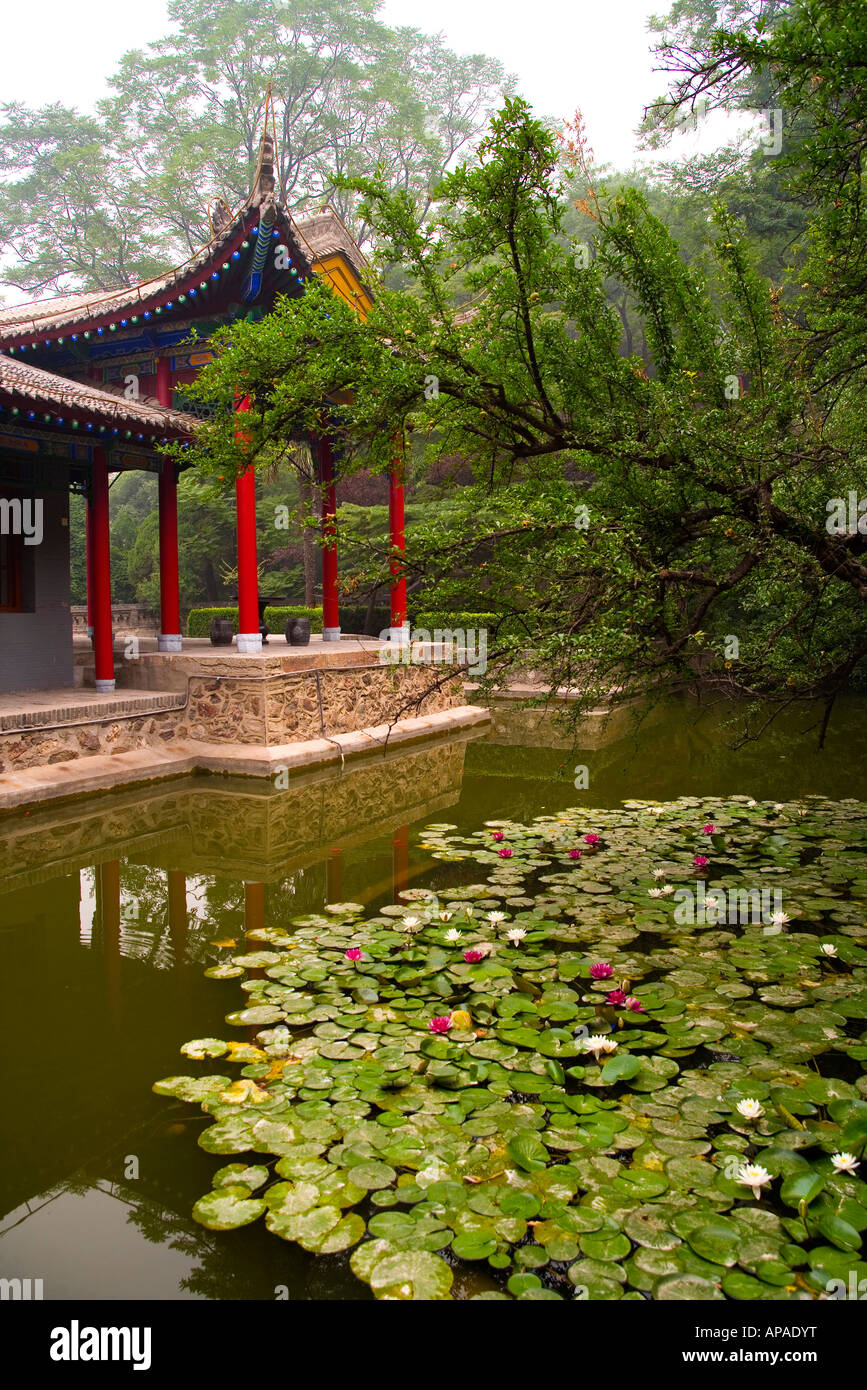 Hua qing palace hi-res stock photography and images - Alamy