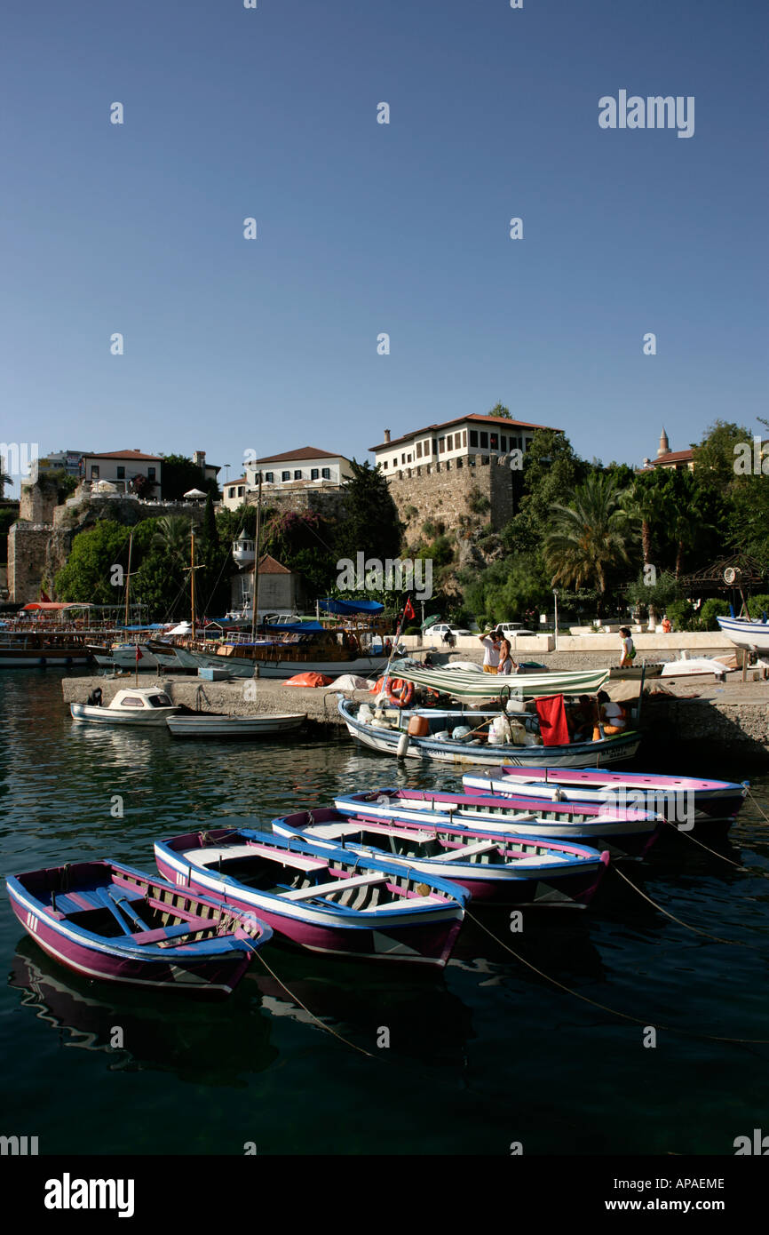 Roman rowing boat hi-res stock photography and images - Alamy